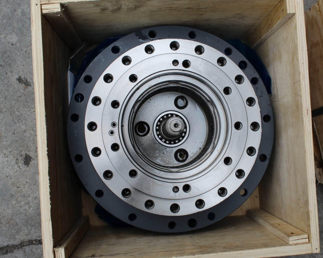 203-27-00070 GM17VL Travel Gearbox PC120-5 PC100-5 Excavator Travel Reducer